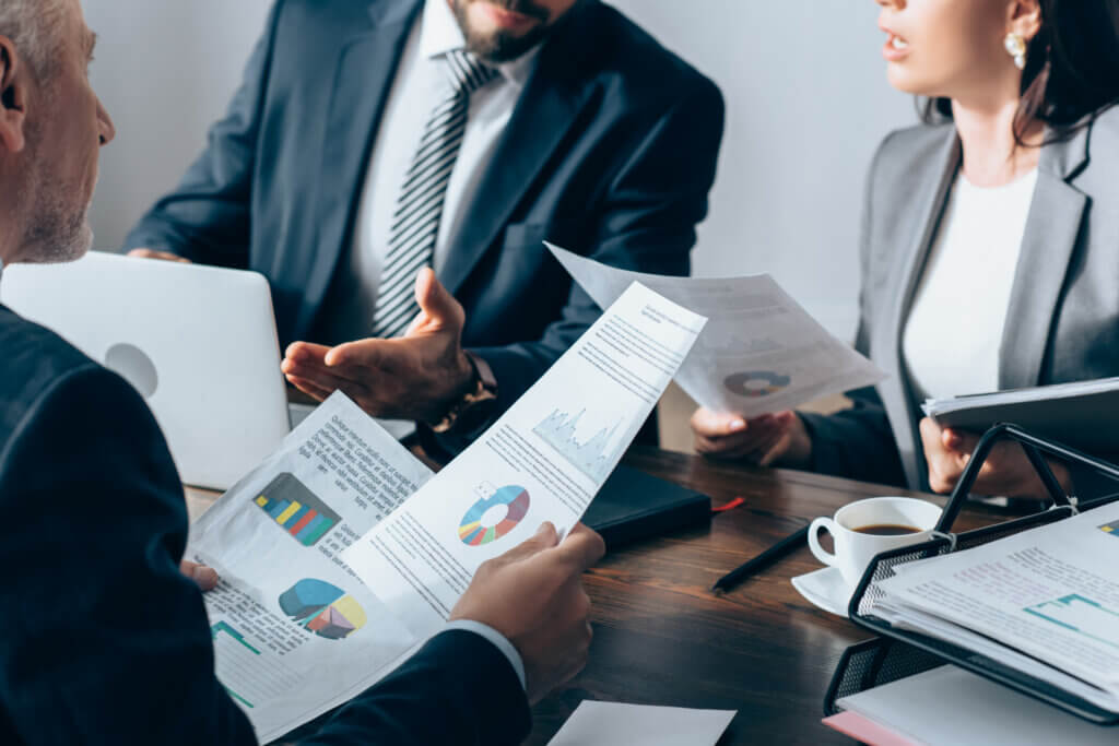 Labor Management System: How It Boosts Business Efficiency